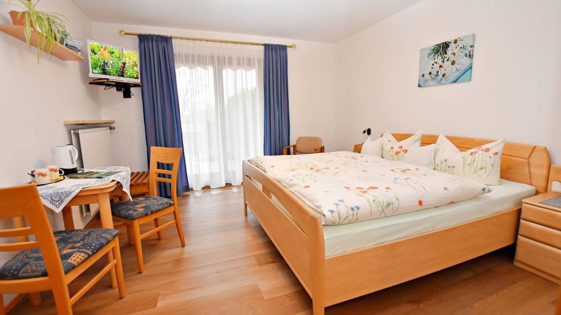 23 M² Hotel ∙ 1 Bedroom ∙ 2 Guests - Peißenberg