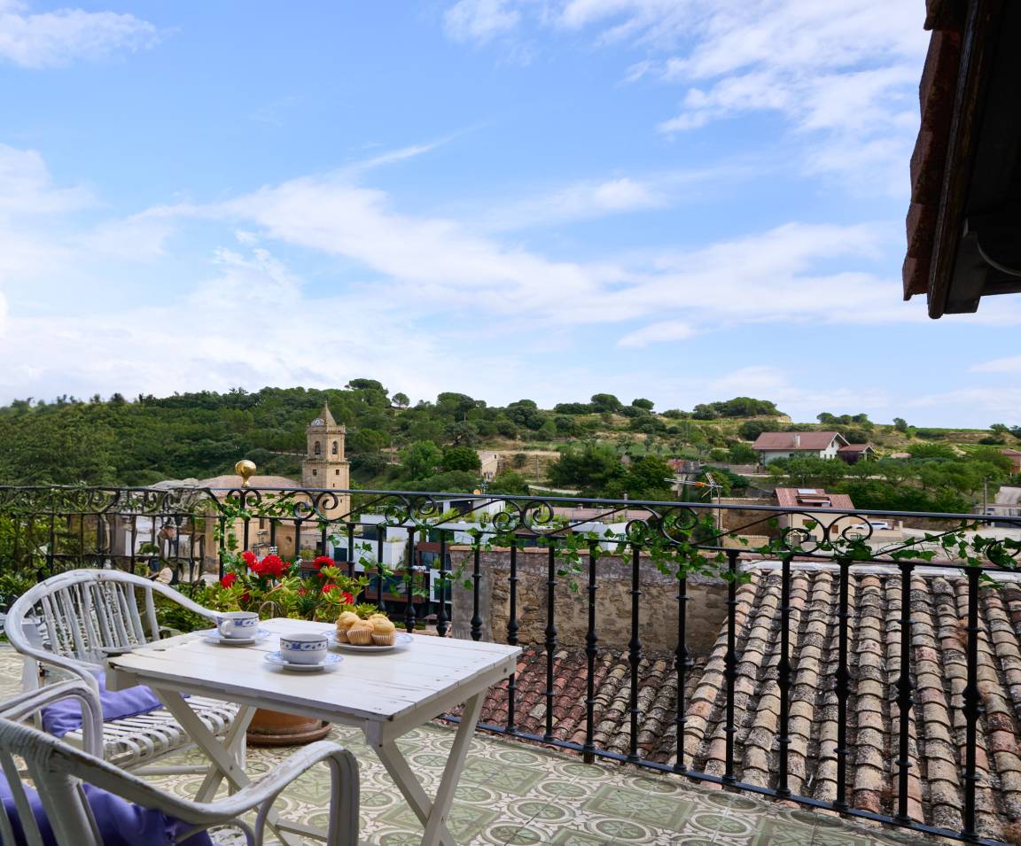 170 M² Villa ∙ 3 Slaapkamers ∙ 8 Gasten - Ábalos