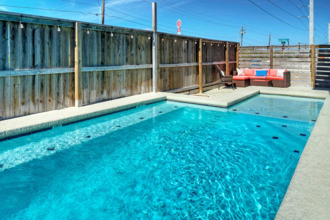 House ∙ 8 Bedrooms ∙ 24 Guests - Port Aransas, TX