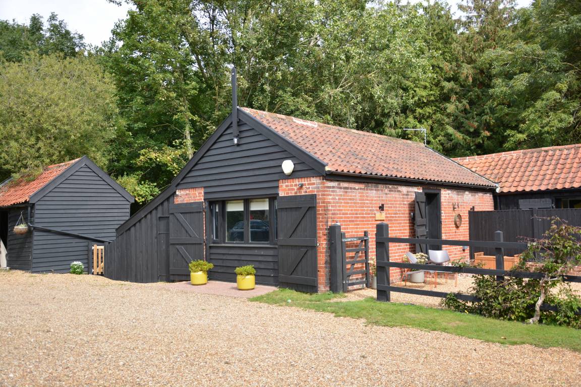 Cottage ∙ 1 Bedroom ∙ 2 Guests - Beccles
