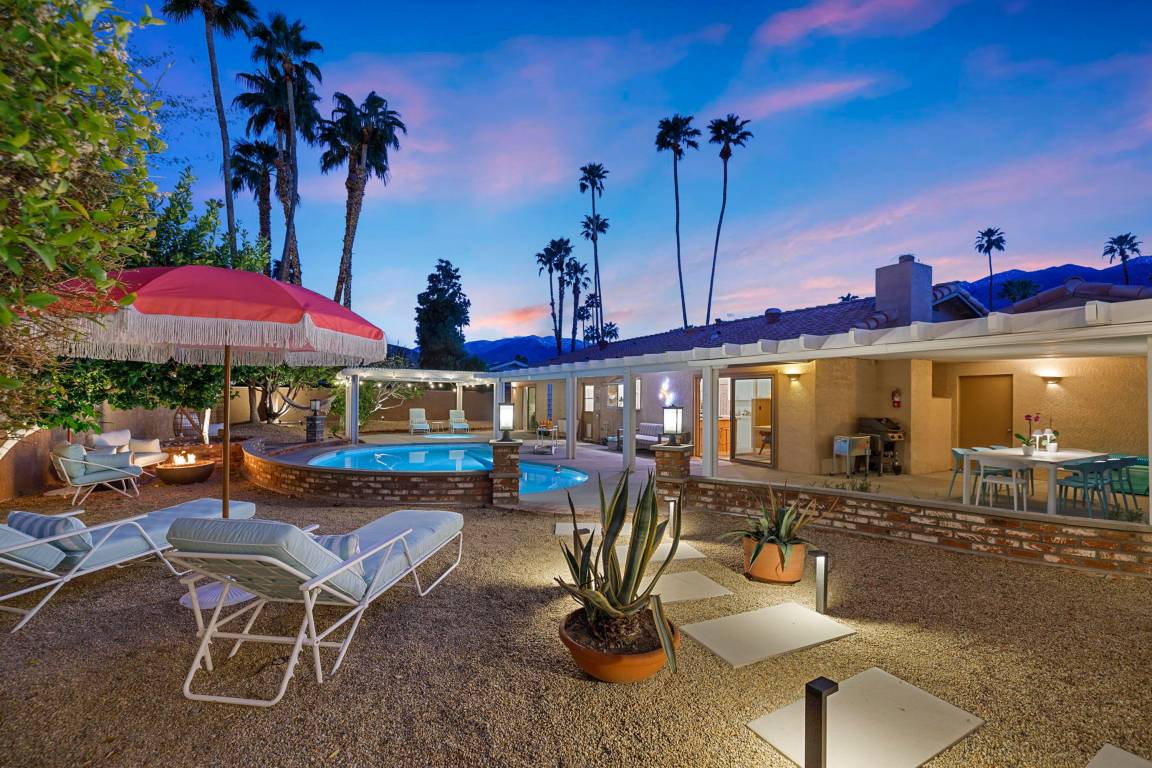 Apartment ∙ 3 Bedrooms ∙ 6 Guests - Palm Springs, CA