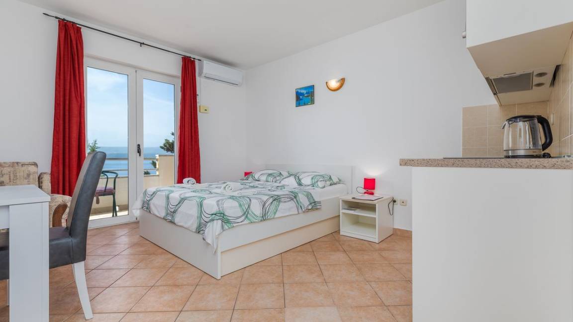 24 M² Hotel ∙ 1 Bedroom ∙ 2 Guests - Omiš