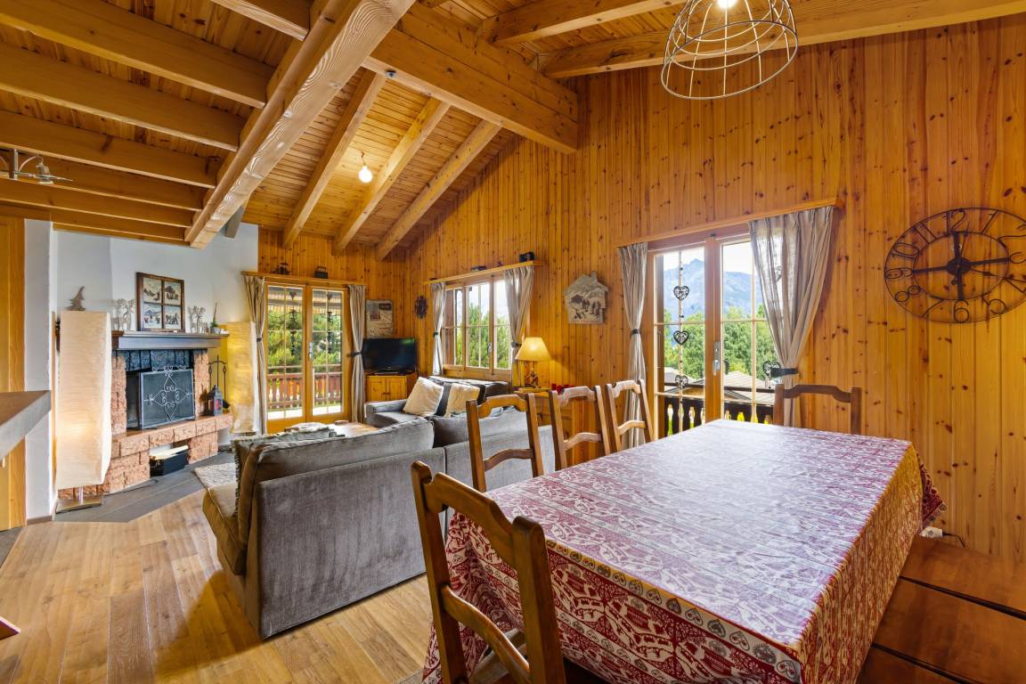 90 M² Chalet ∙ 4 Bedrooms ∙ 8 Guests - Verbier