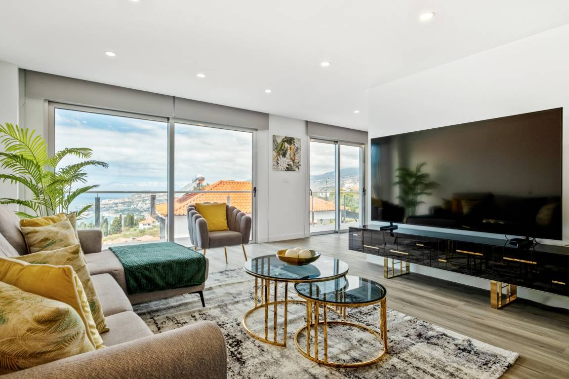 250 M² Villa ∙ 5 Bedrooms ∙ 10 Guests - Đảo Madeira