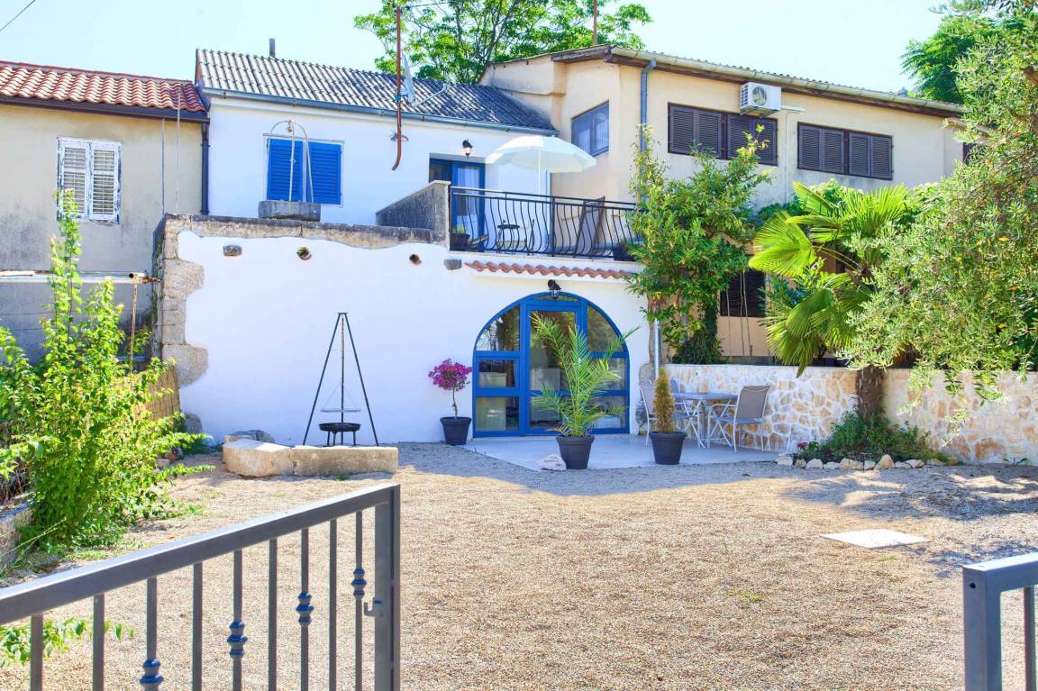 55 M² Ferienhaus ∙ 1 Schlafzimmer ∙ 2 Gäste - Malinska