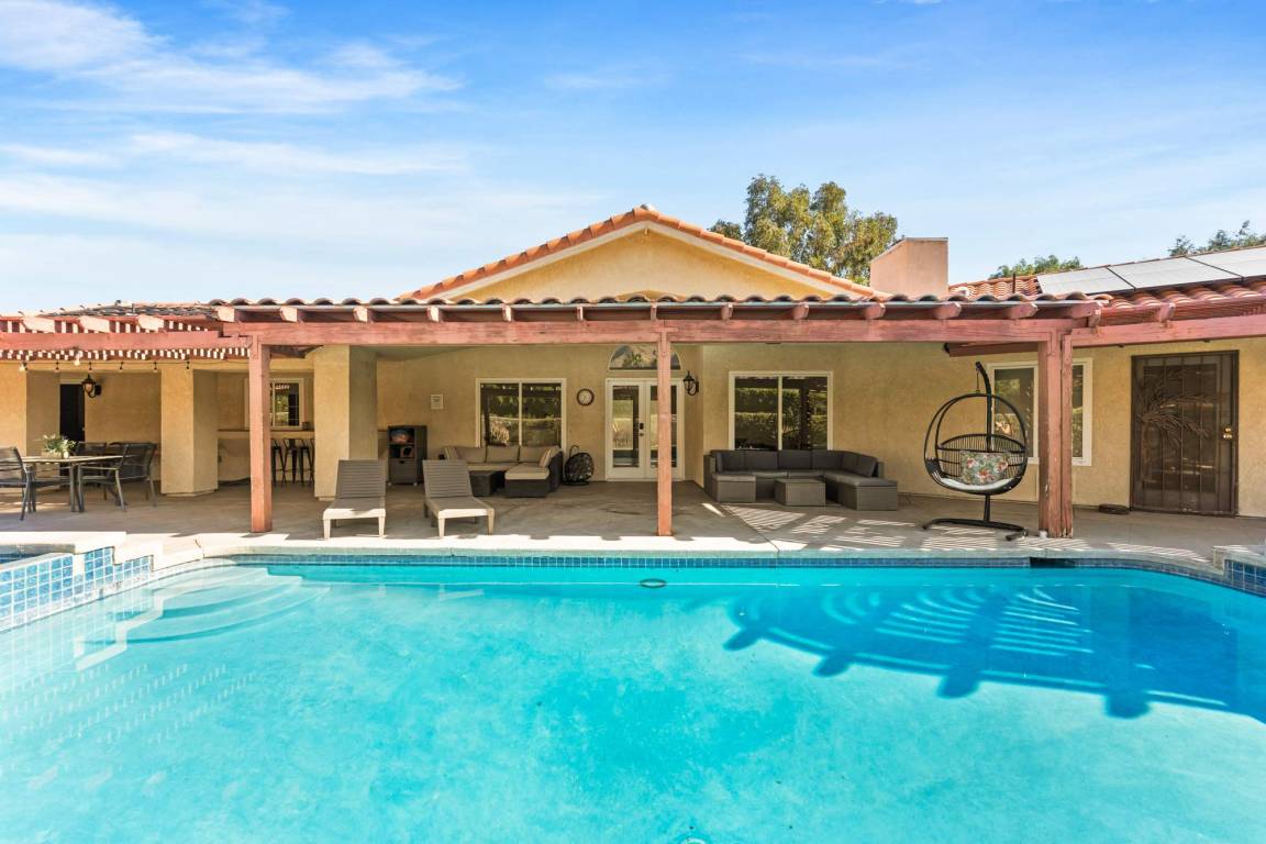 181 M² House ∙ 3 Bedrooms ∙ 6 Guests - Palm Springs, CA