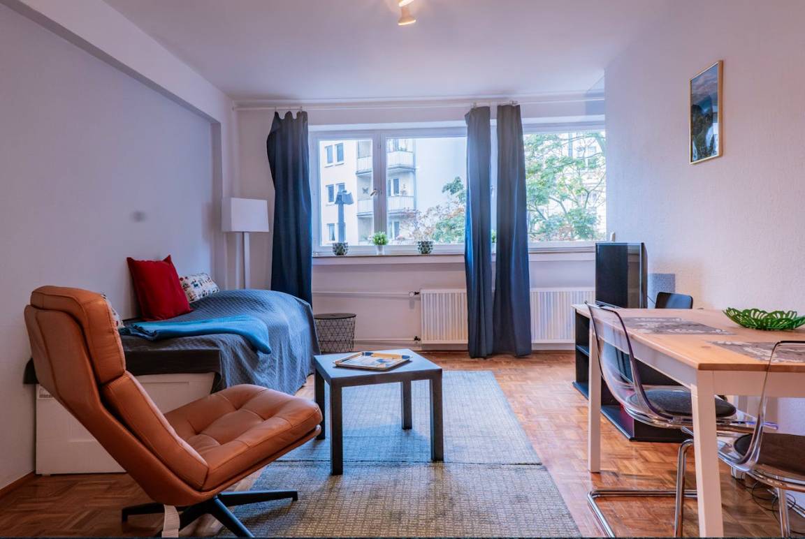 30 M² Apartment ∙ 1 Guest - Cologne