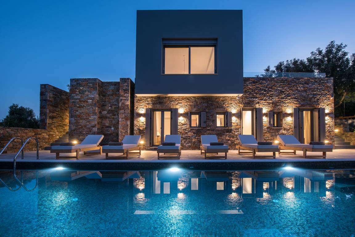 180 M² Finca ∙ 3 Bedrooms ∙ 8 Guests - Greece