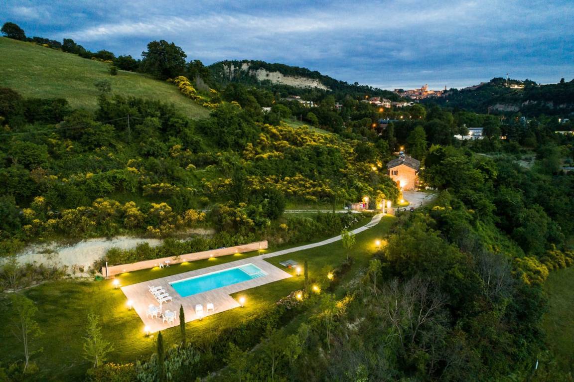 50 M² Vivenda ∙ 2 Quartos ∙ 3 Hóspedes - Urbino