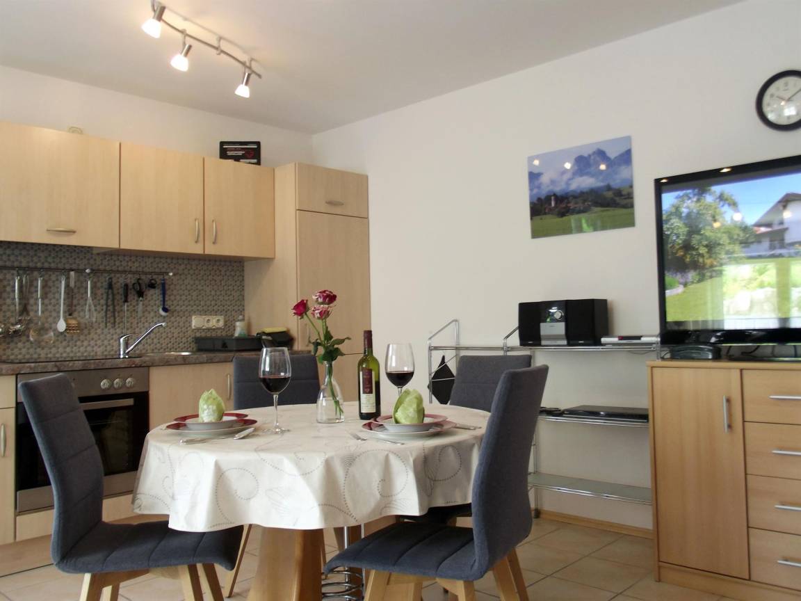 50 M² Ferienwohnung ∙ 1 Schlafzimmer ∙ 2 Gäste - Seeg