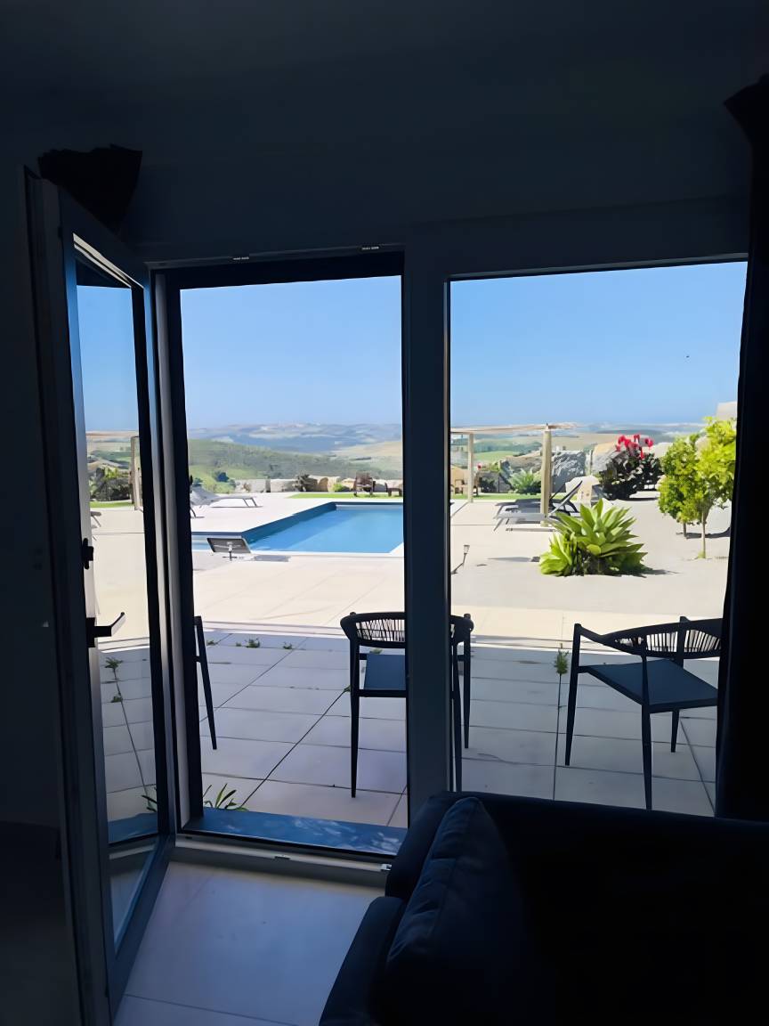 60 M² Huoneisto ∙ 2 Makuuhuonetta ∙ 4 Vierasta - Lourinhã