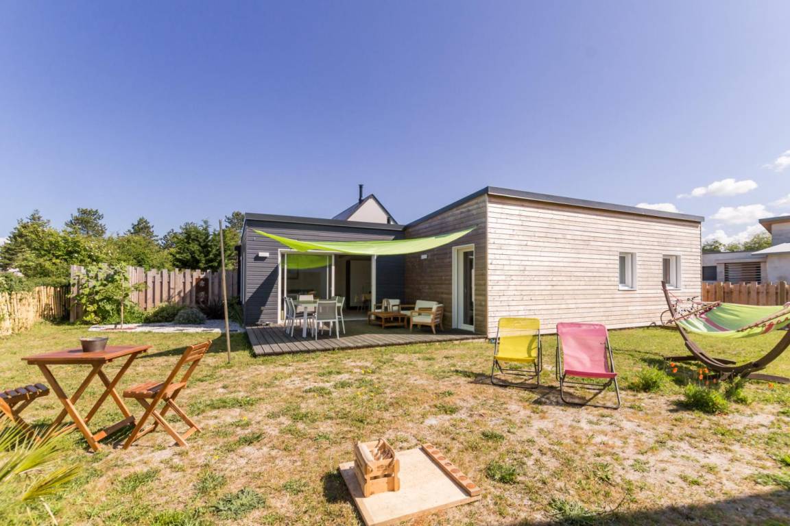 76 M² Gîte ∙ 2 Chambres ∙ 4 Personnes - Hauteville-sur-Mer