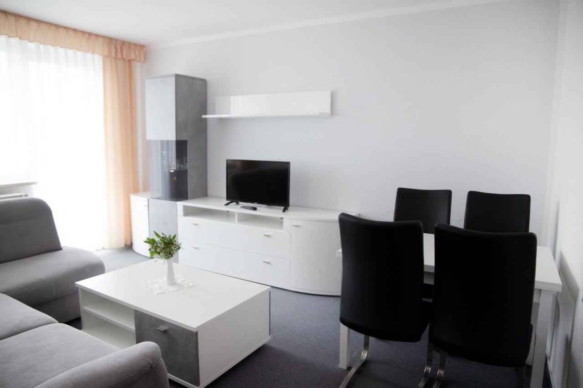 48 M² Ferienwohnung ∙ 1 Schlafzimmer ∙ 2 Gäste - Harzgerode