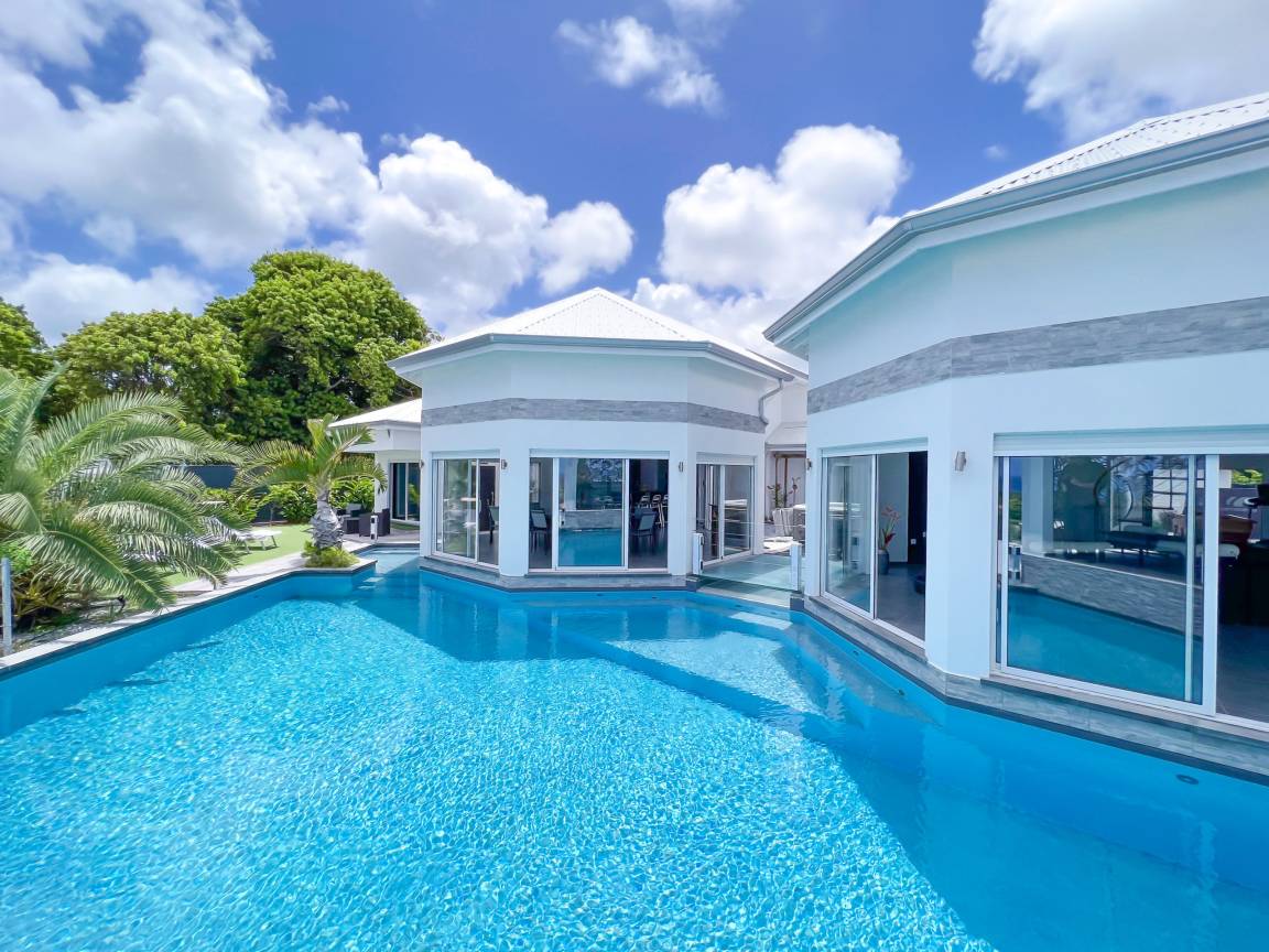 398 M² Villa ∙ 5 Chambres ∙ 10 Personnes - Saint-François