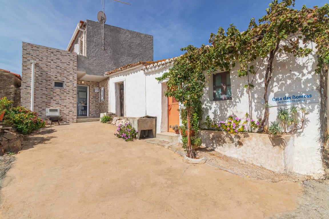 60 M² Villa ∙ 2 Bedrooms ∙ 6 Guests - Faro District
