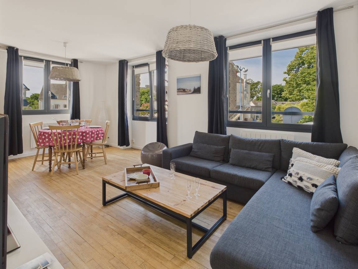 60 M² Apartment ∙ 2 Bedrooms ∙ 4 Guests - Quimper