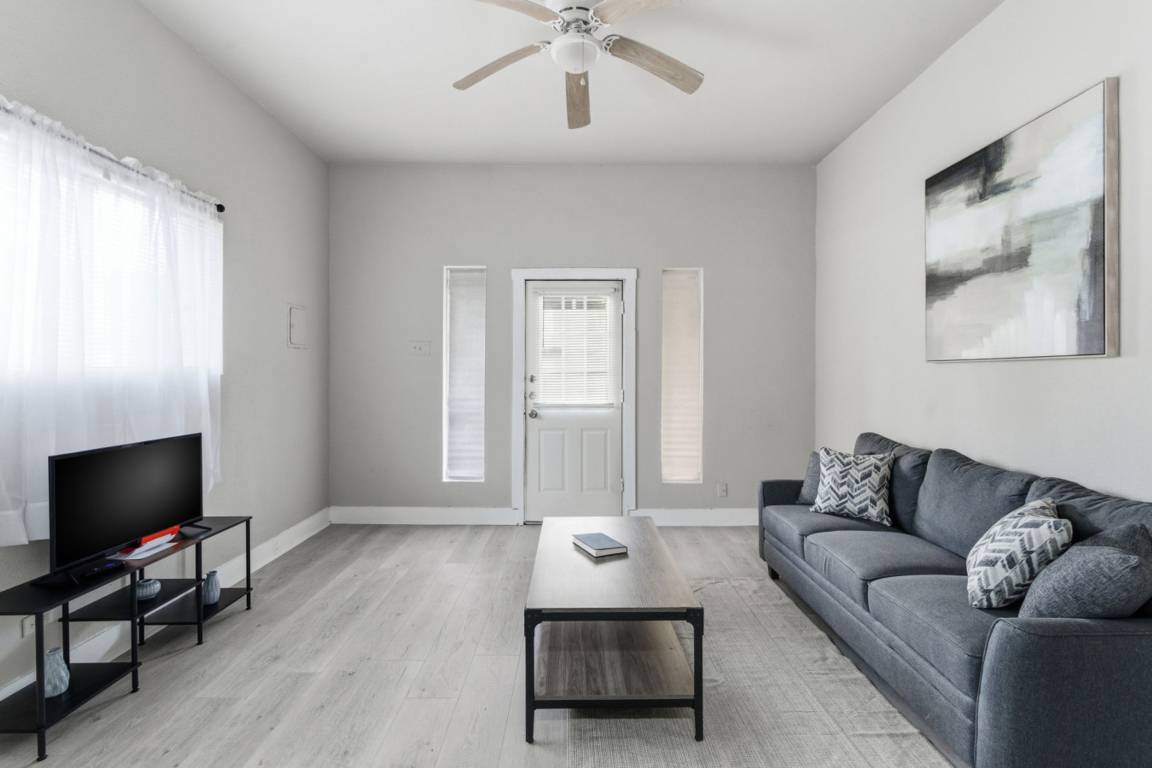 274 M² House ∙ 2 Bedrooms ∙ 4 Guests - SEA LIFE San Antonio, San Antonio