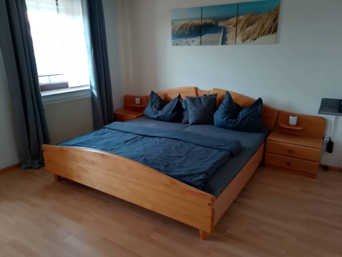 75 M² Apartment ∙ 2 Bedrooms ∙ 4 Guests - Donauworth