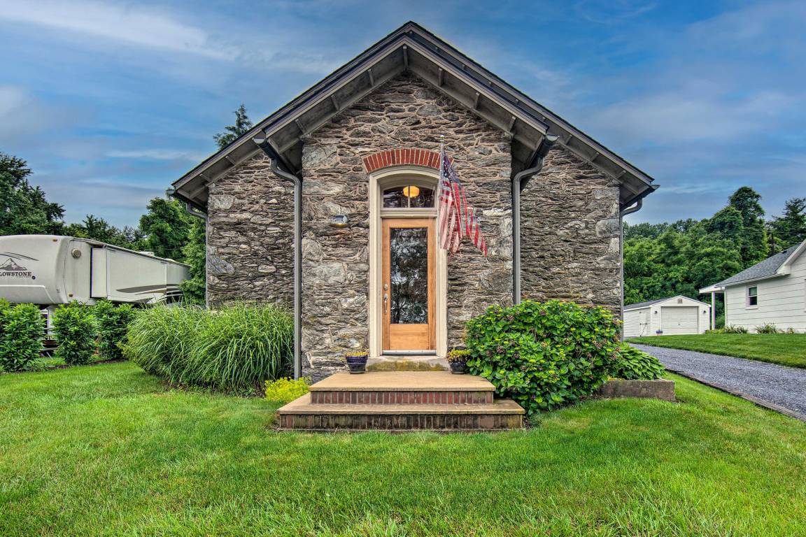 106 M² Cottage ∙ 2 Bedrooms ∙ 4 Guests - Pennsylvania