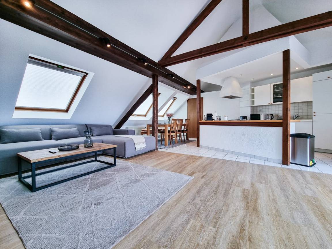 78 M² Appartement ∙ 2 Chambres ∙ 4 Personnes - Essen, Allemagne