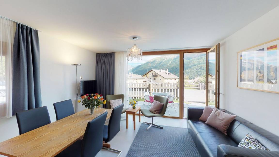 55 M² Appartement ∙ 2 Slaapkamers ∙ 4 Gasten - Zuoz