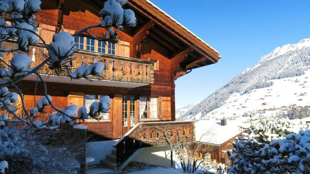 82 M² Apartamento ∙ 2 Habitaciones ∙ 4 Huéspedes - Lauenen