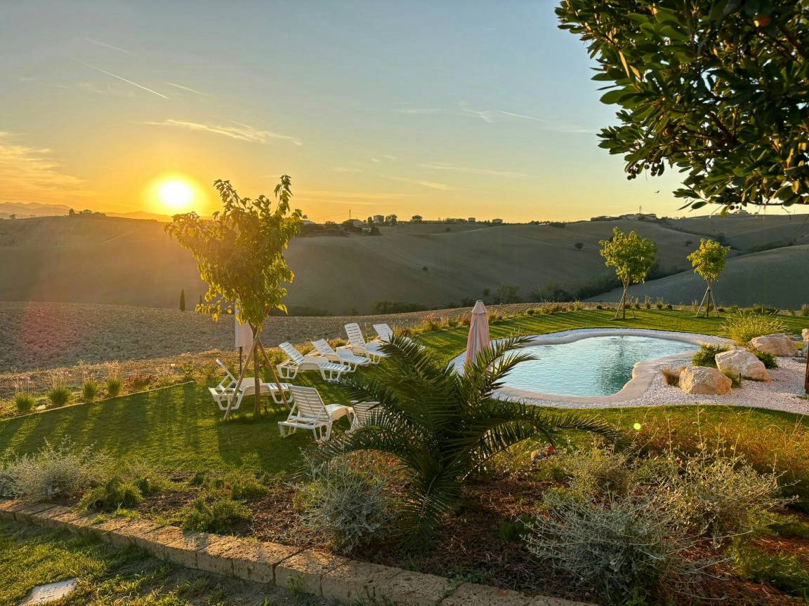 250 M² Casa Vacanza ∙ 4 Camere Da Letto ∙ 8 Ospiti - Jesi