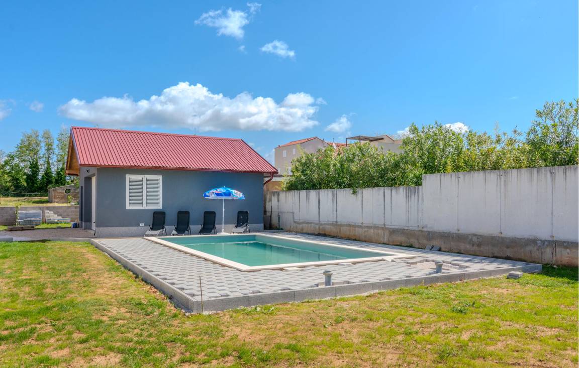 80 M² Ferienhaus ∙ 2 Schlafzimmer ∙ 4 Gäste - Zaton
