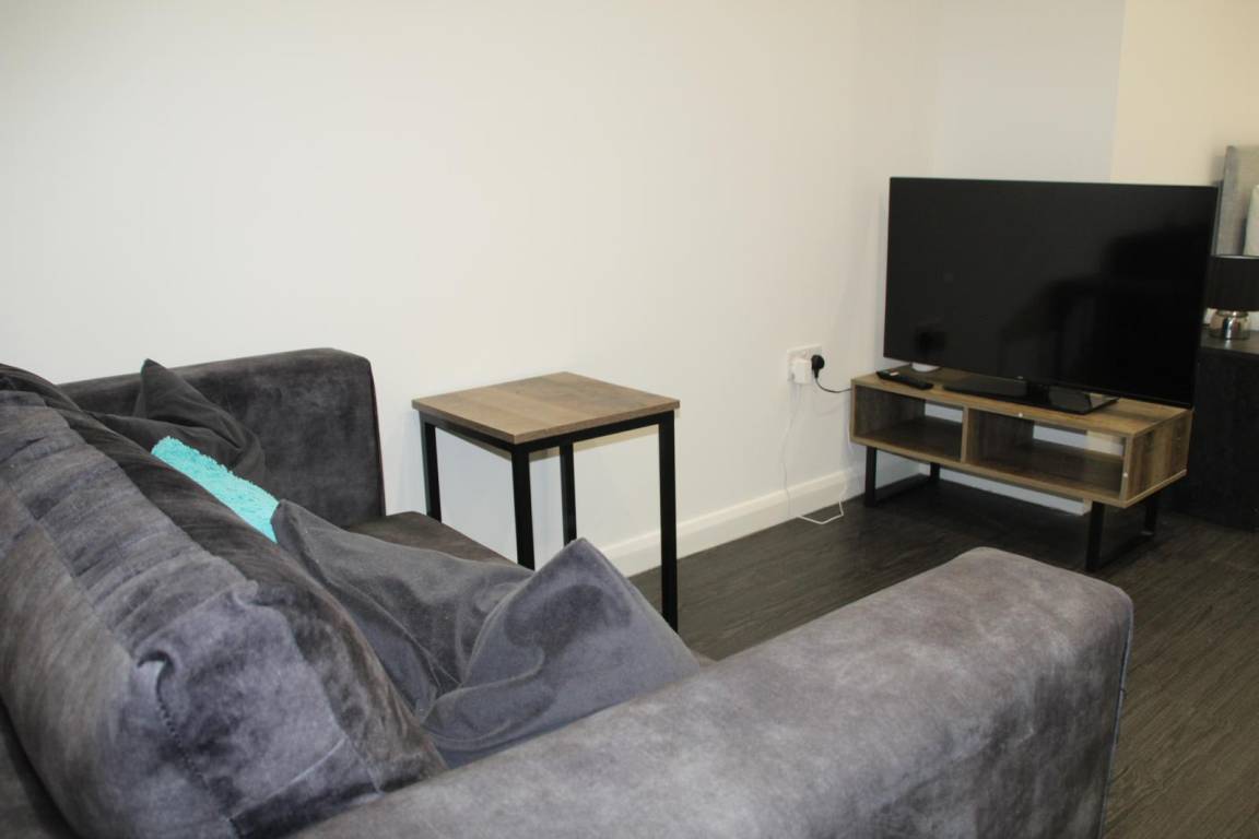37 M² Studio Flat ∙ 2 Guests - Bradford