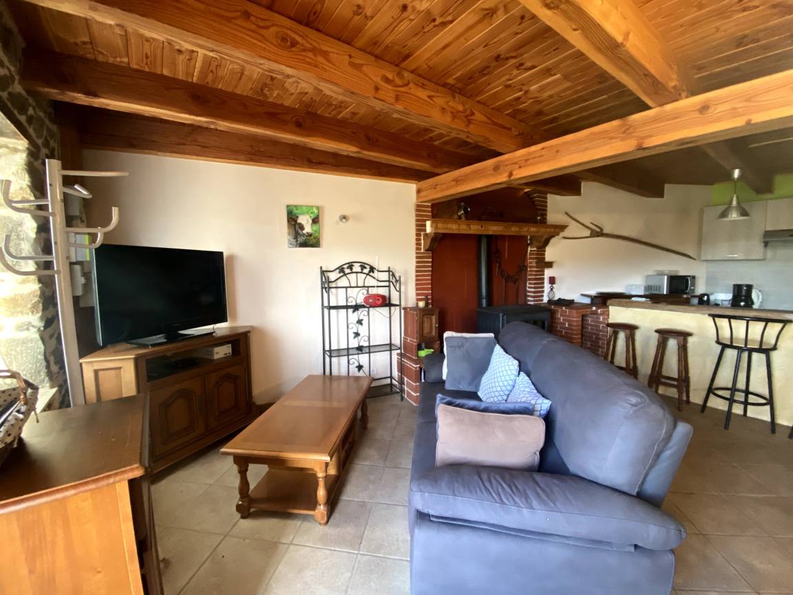 90 M² Maison De Vacances ∙ 4 Chambres ∙ 8 Personnes - Brioude