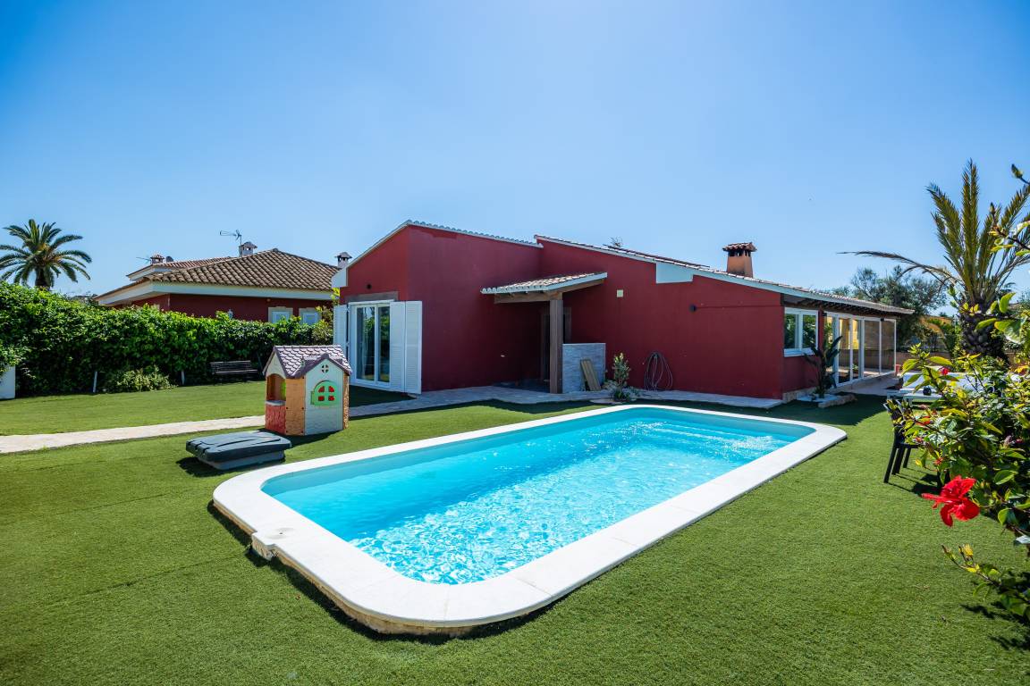 200 M² Villa ∙ 4 Chambres ∙ 8 Personnes - S’Arenal