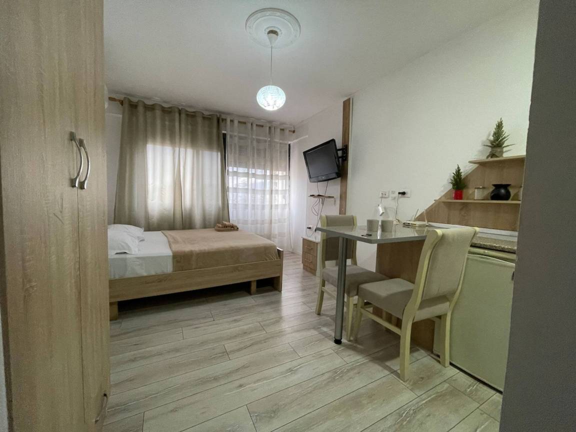 27 M² Studio Flat ∙ 1 Bedroom ∙ 2 Guests - Tirana