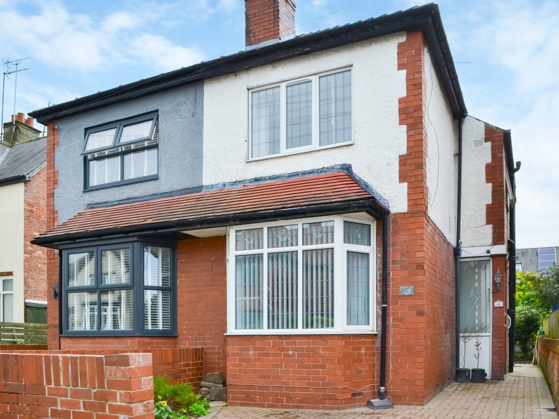 Cottage ∙ 3 Bedrooms ∙ 6 Guests - Flamborough