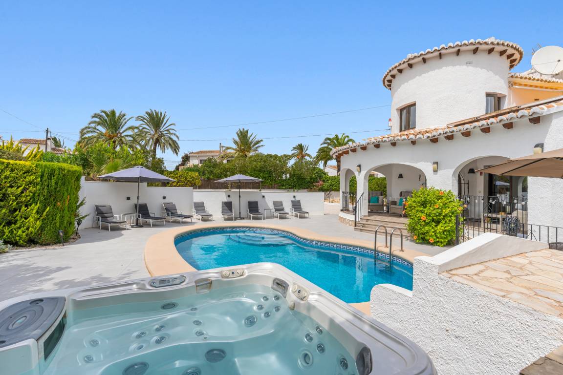 120 M² Villa ∙ 4 Bedrooms ∙ 8 Guests - Xàbia (Javea)