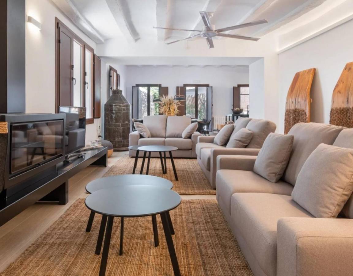 350 M² Huis ∙ 5 Slaapkamers ∙ 15 Gasten - Manzanera