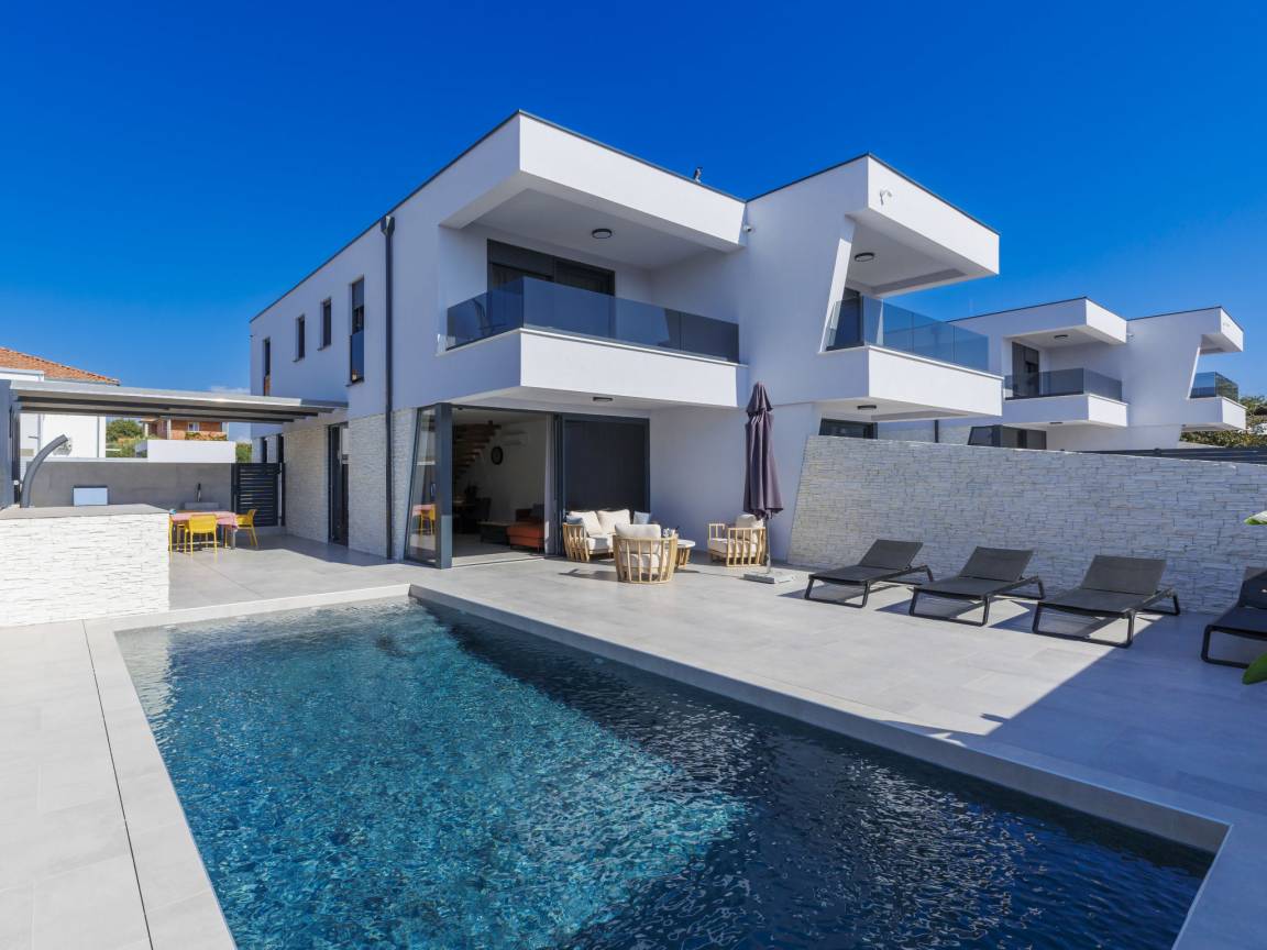 115 M² House ∙ 2 Bedrooms ∙ 6 Guests - Pula