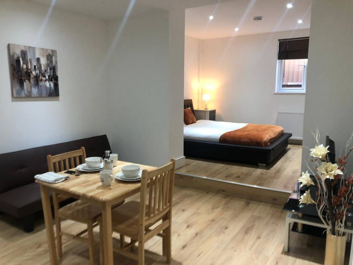 75 M² Apartment ∙ 2 Guests - Bromley