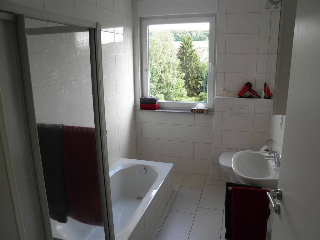 90 M² Ferienwohnung ∙ 2 Schlafzimmer ∙ 6 Gäste - Merzig