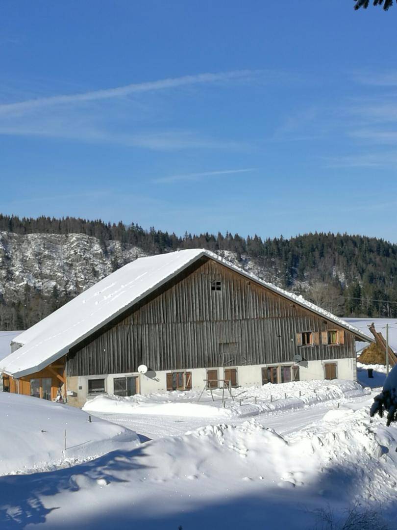 64 M² Gîte ∙ 2 Chambres ∙ 4 Personnes - Pontarlier