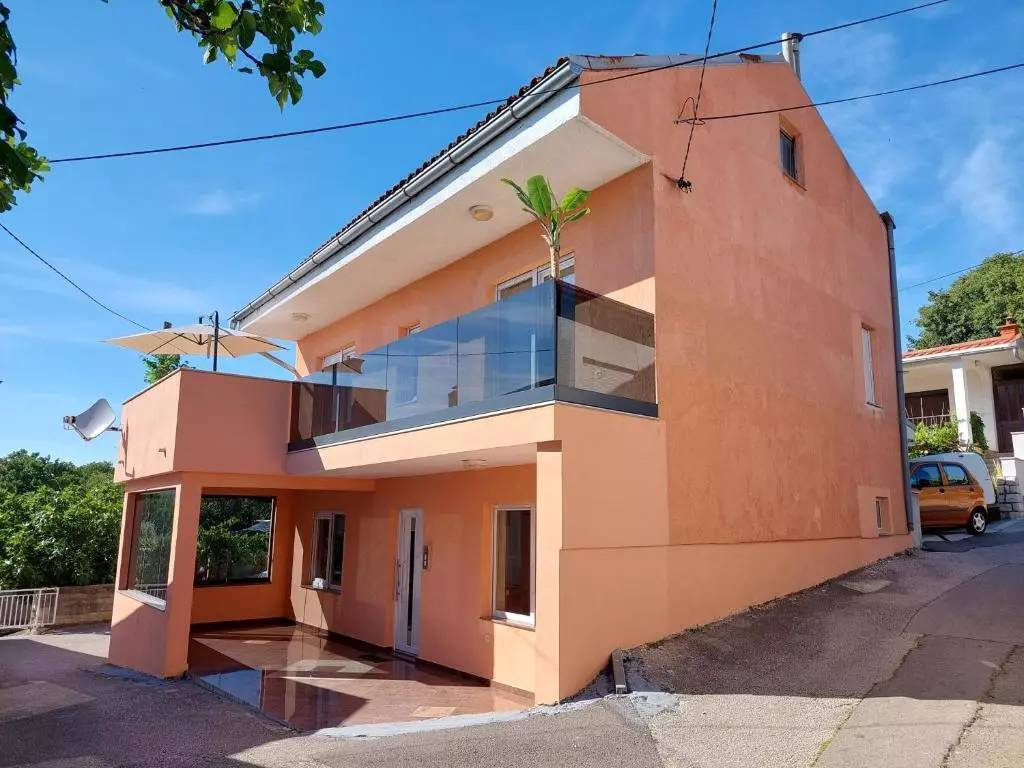 200 M² House ∙ 4 Bedrooms ∙ 9 Guests - Novi Vinodolski