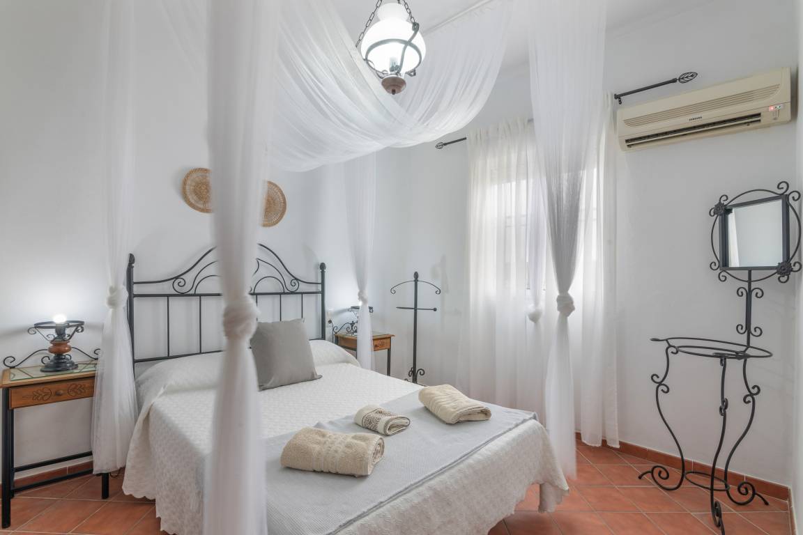 150 M² Casa ∙ 2 Habitaciones ∙ 4 Huéspedes - Huelva