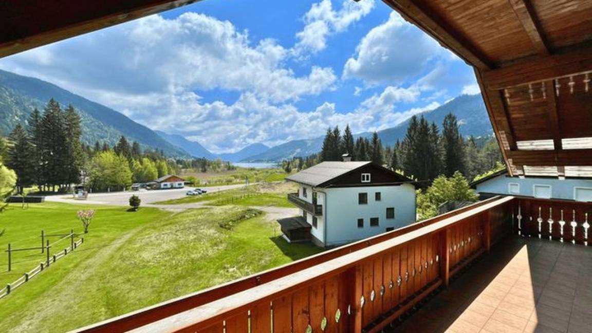 137 M² Apartment ∙ 2 Bedrooms ∙ 7 Guests - Weissensee