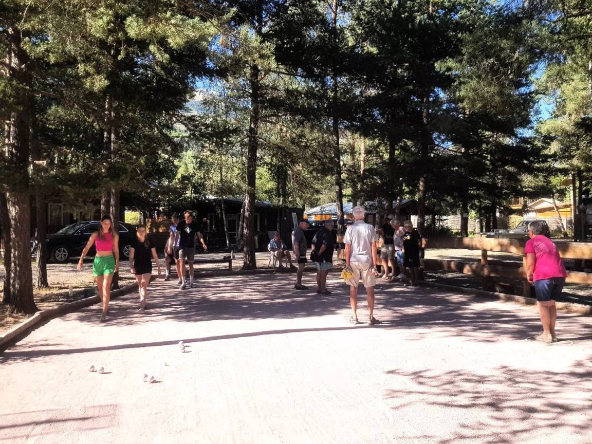 28 M² Chalé ∙ 2 Quartos ∙ 6 Hóspedes - Montgenèvre