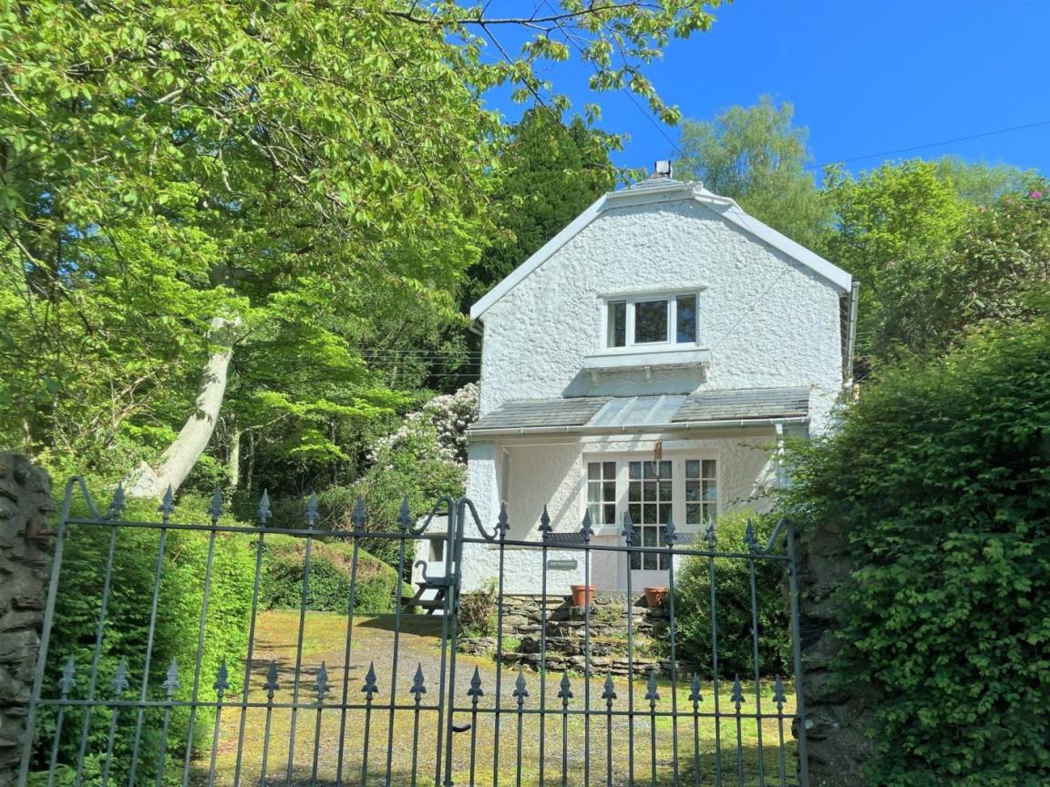 Cottage ∙ 3 Bedrooms ∙ 5 Guests - Beddgelert