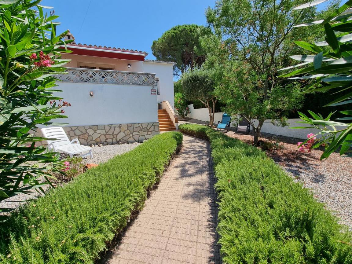 90 M² Maison De Vacances ∙ 3 Chambres ∙ 5 Personnes - L'Escala