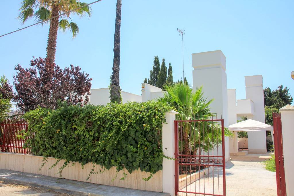 70 M² Villa Vacanza ∙ 2 Camere Da Letto ∙ 6 Ospiti - Torre Lapillo