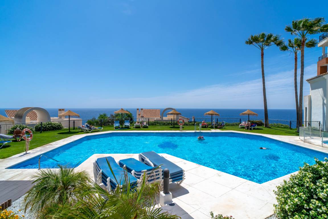 120 M² Apartamento ∙ 3 Habitaciones ∙ 5 Huéspedes - Torrox Costa