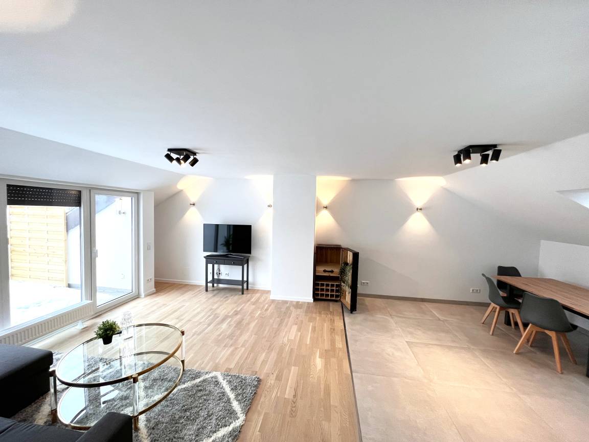 98 M² Appartement ∙ 3 Chambres ∙ 4 Personnes - Puchheim