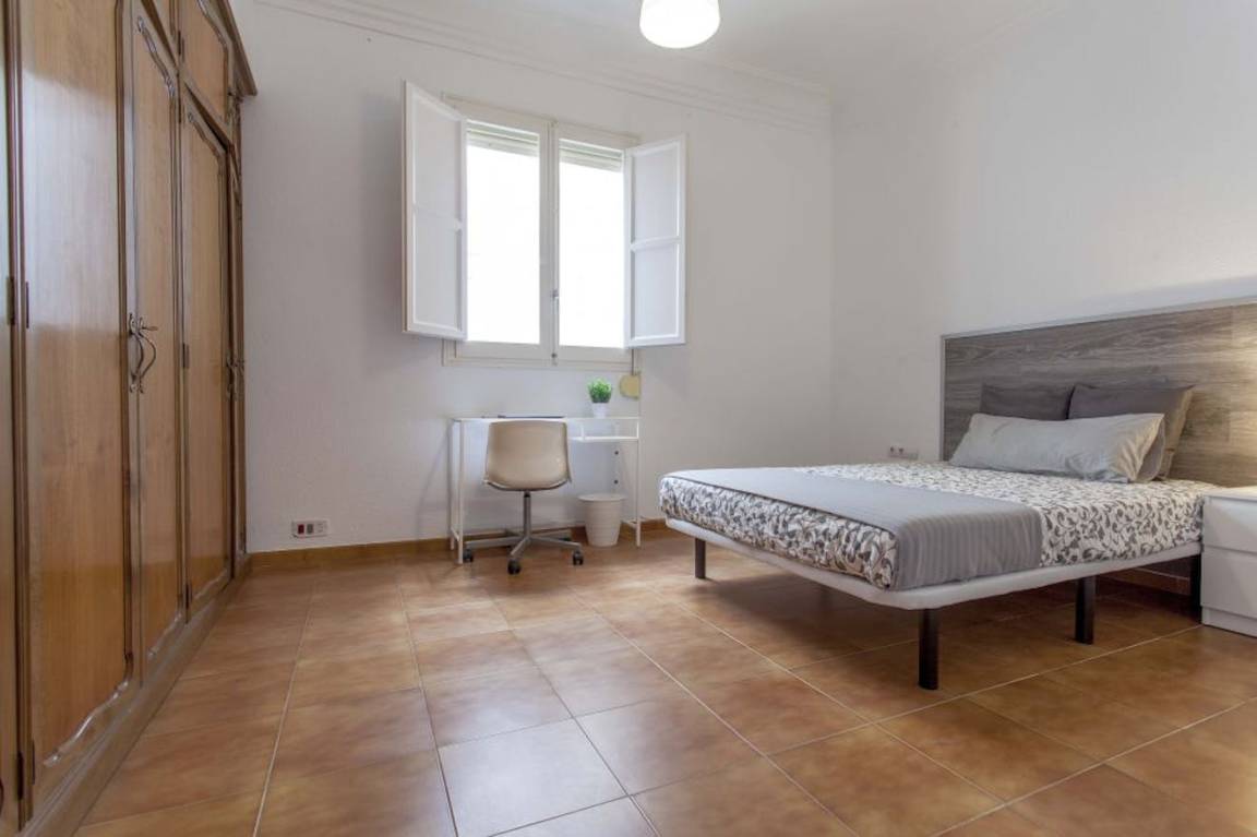 Habitación Privada ∙ 1 Habitación ∙ 1 Huésped - Valencia