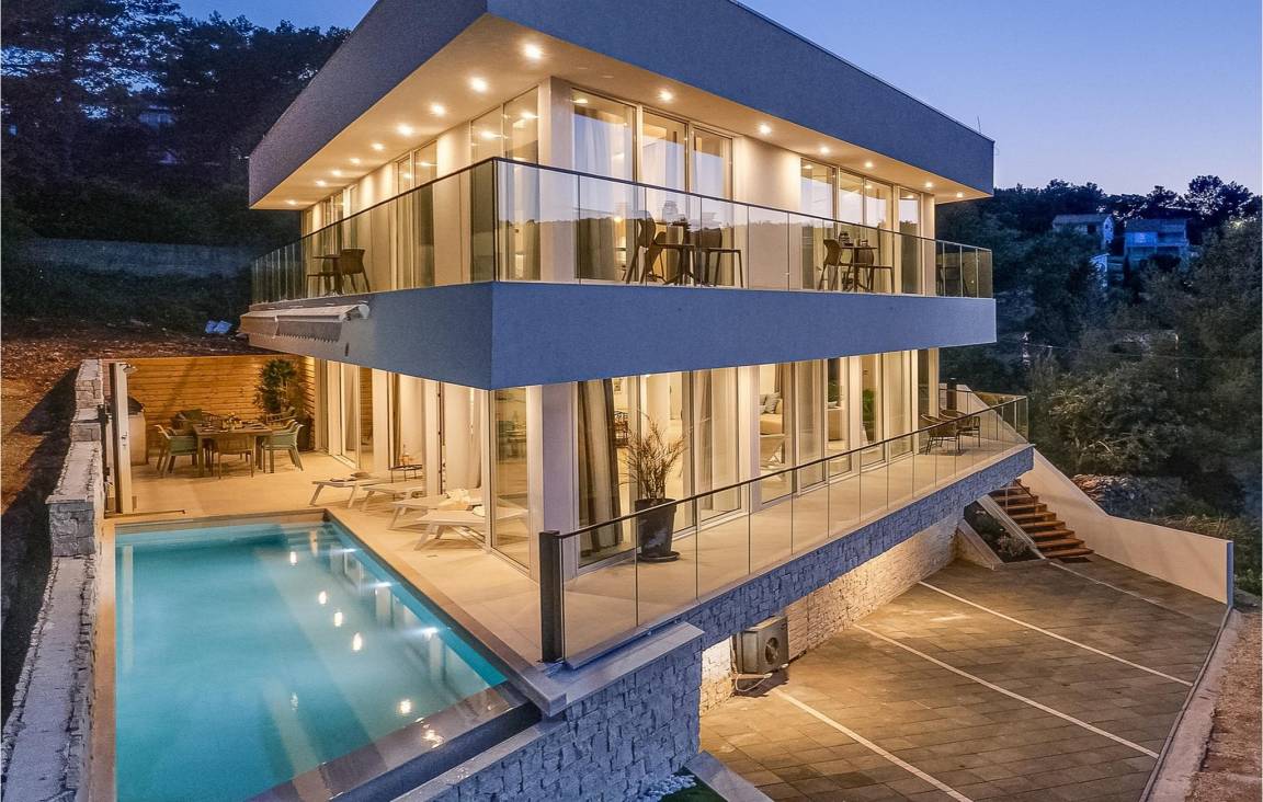 202 M² House ∙ 4 Bedrooms ∙ 8 Guests - Hvar